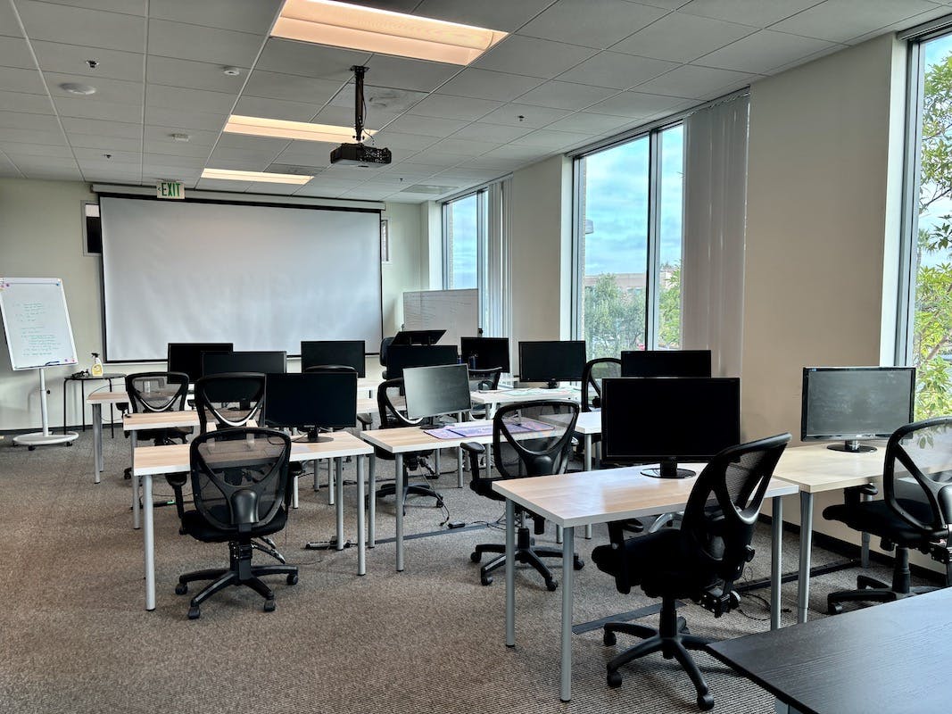 What to Expect: Learning In-Person at LearningFuze | Course Report